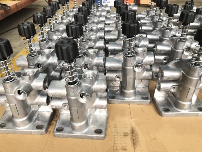 02931946 Engine Mining Excavator Diesel 02931946 DEUTZ Water Pump Assy ...